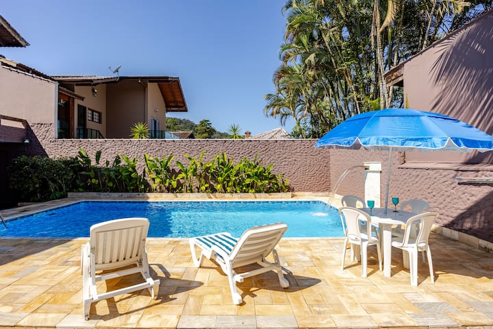Casa Na Praia, Natureza E Piscina Em Cond. Fechado - Caraguatatuba