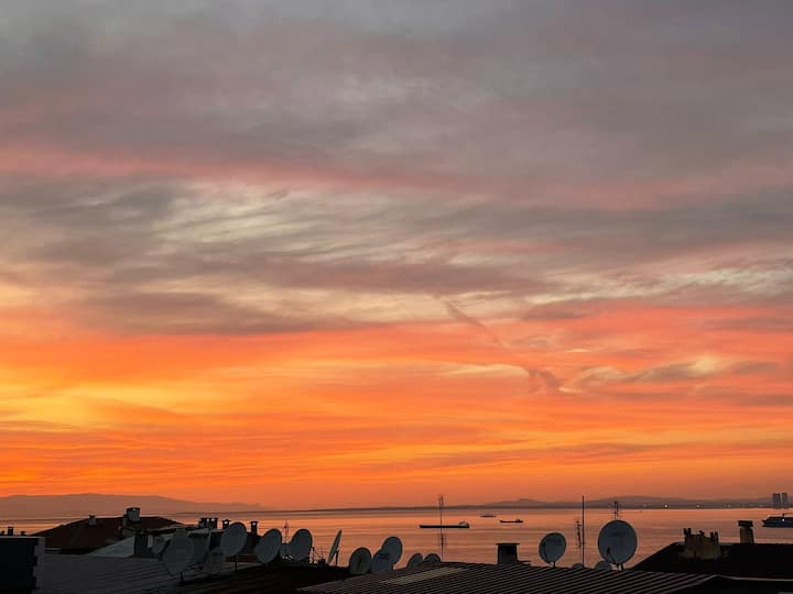 Sunset Home - Bornova