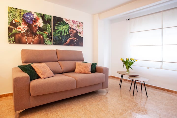 Apartamento, Centro De Benidorm,  A 100m De  Playa - Benidorm