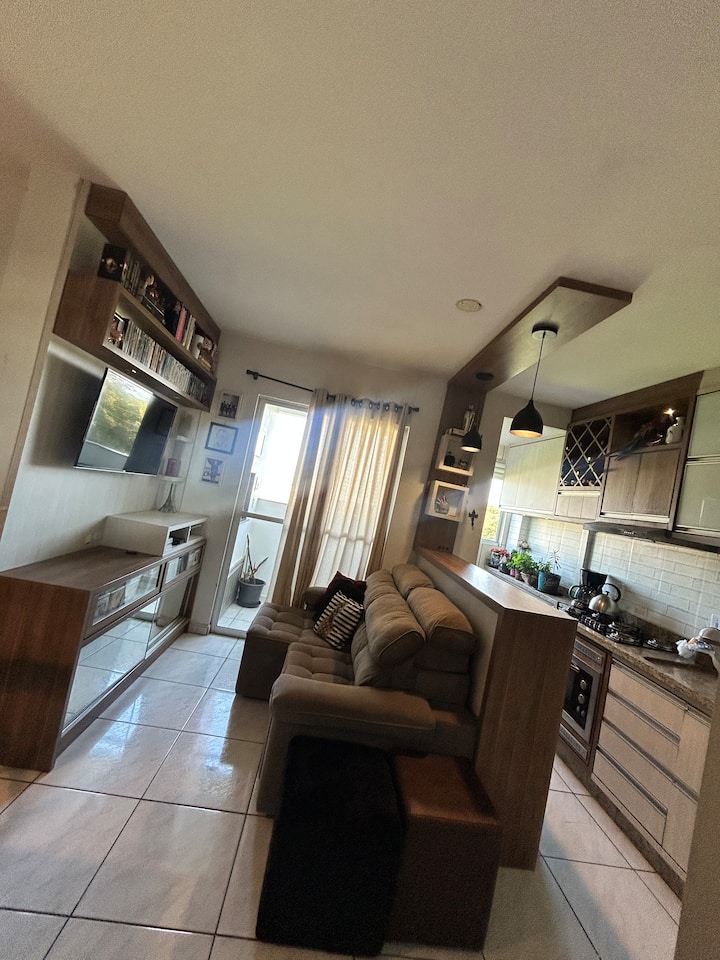 Lindo Apê Aconchegante, Pequeno E Bem Decorado - Criciúma