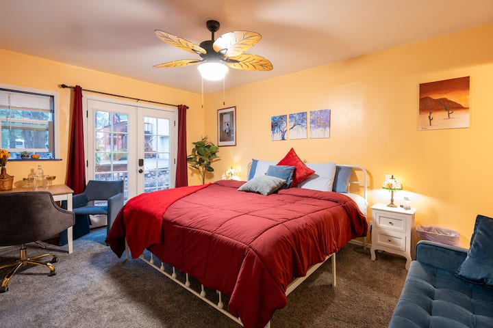 Comfy King Bed W/bath & Private Deck - Flagstaff, AZ