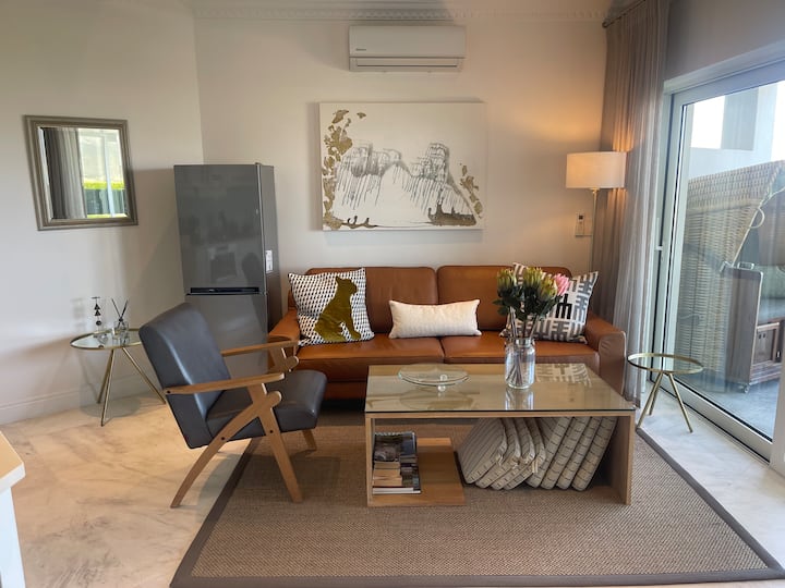 Picasso´s  1  Gauguin - Somerset West