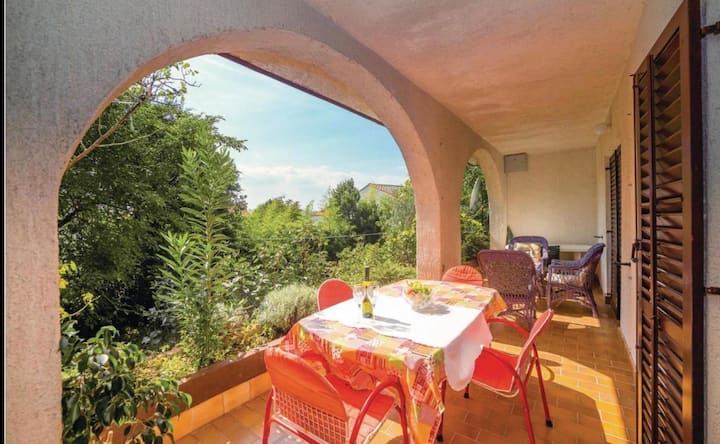 Ivana Garden 2-bedroom Apartment - Selce