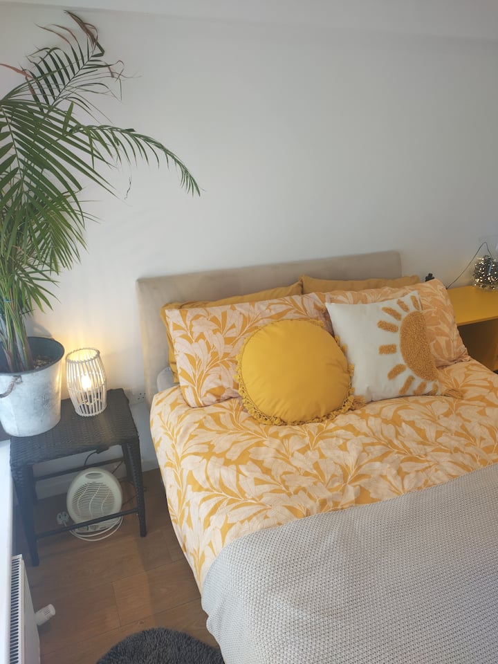 Quiet Self-contained Double Room Near Beach - Rottingdean