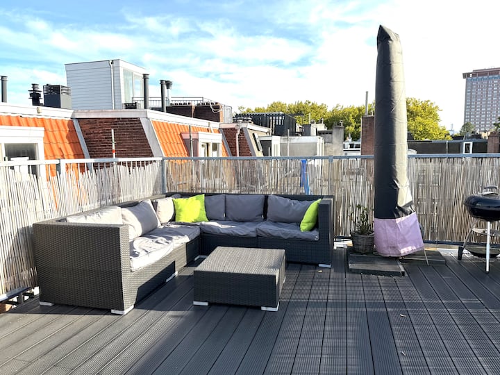 Apartment With Rooftop In Centre -