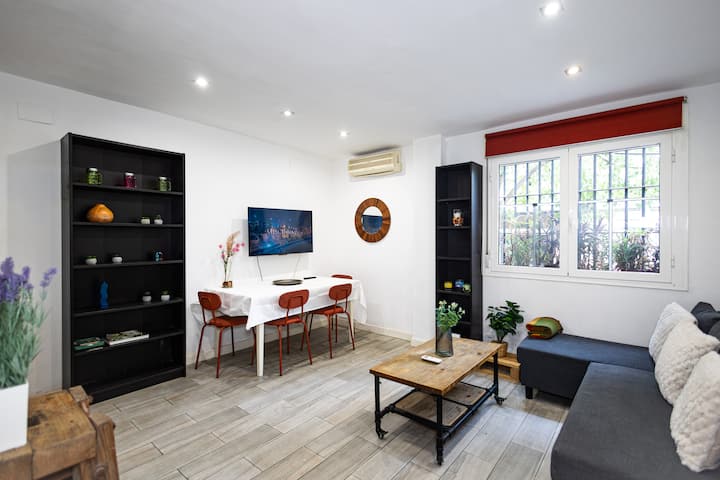 Cozy Family Apartment 2 Central Rooms, Wifi And A/a - Estadio Benito Villamarín