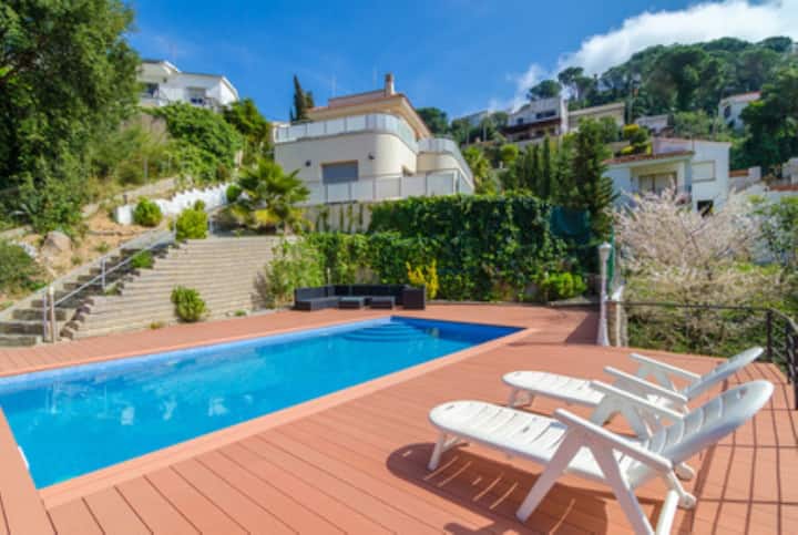 Villa Moderna Con Vista Espectacular, A / A, Wi-fi, Piscina / 10 / Pers. - Costa Brava