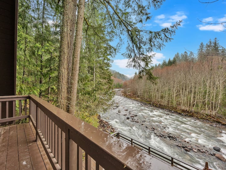 Zig Zag River Cabin - Oregon