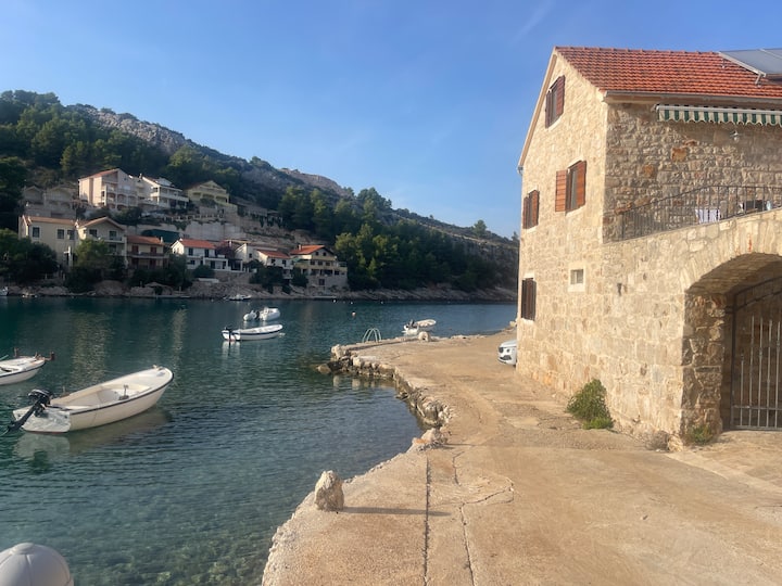 Swim, Savor And Stay On Adriatic Sea - Jelsa