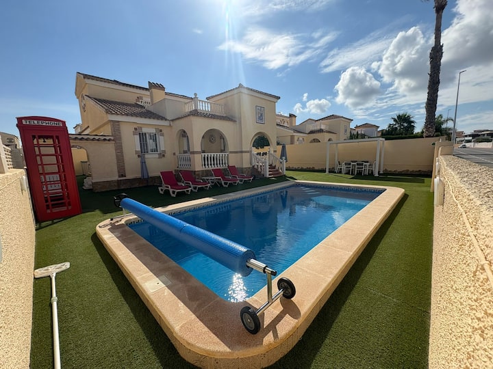 Family Villa With Private Heated Pool - Santa Pola