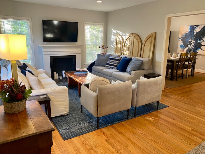 Relaxing Bungalow In Upper Kirby - Houston, TX