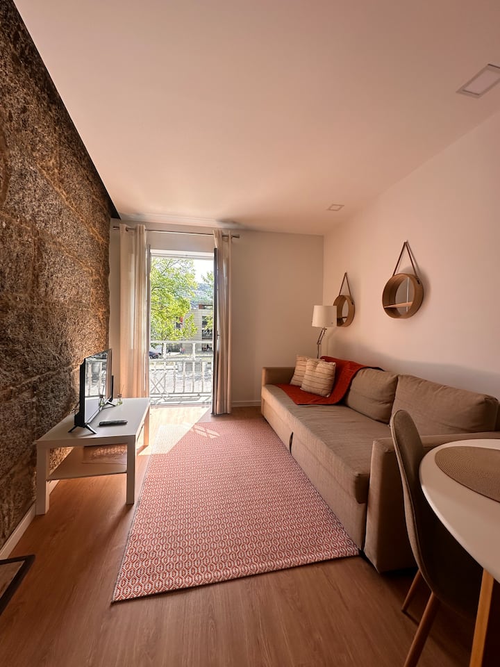 Apartamento-centro Histórico -Alameda S. Damaso 1 - Guimarães