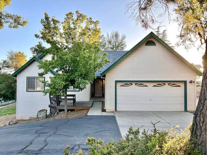 Mountain House, Visited By Deer, Near Yosemite - Groveland, CA