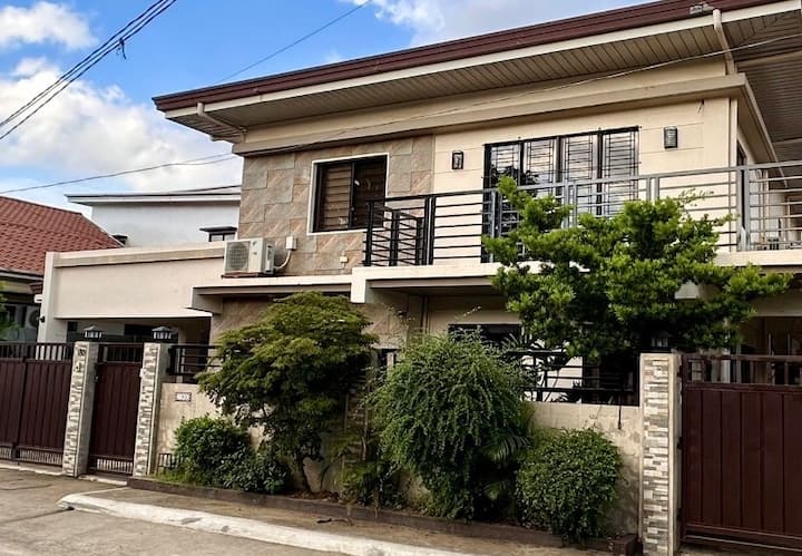 Nasugbu, 3 Bedrooms, 3.5 Baths, Car Garage, Wifi - Nasugbu