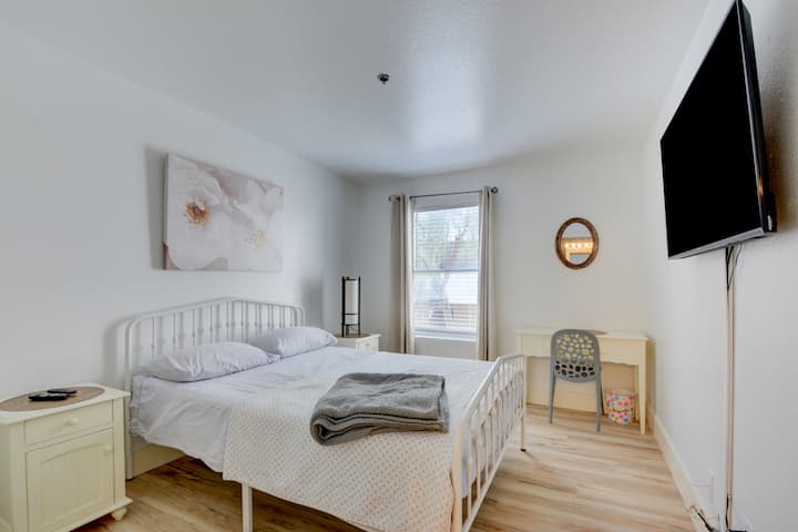 1 Mi To Strip • Free Parking • No Resort Fee - Las Vegas