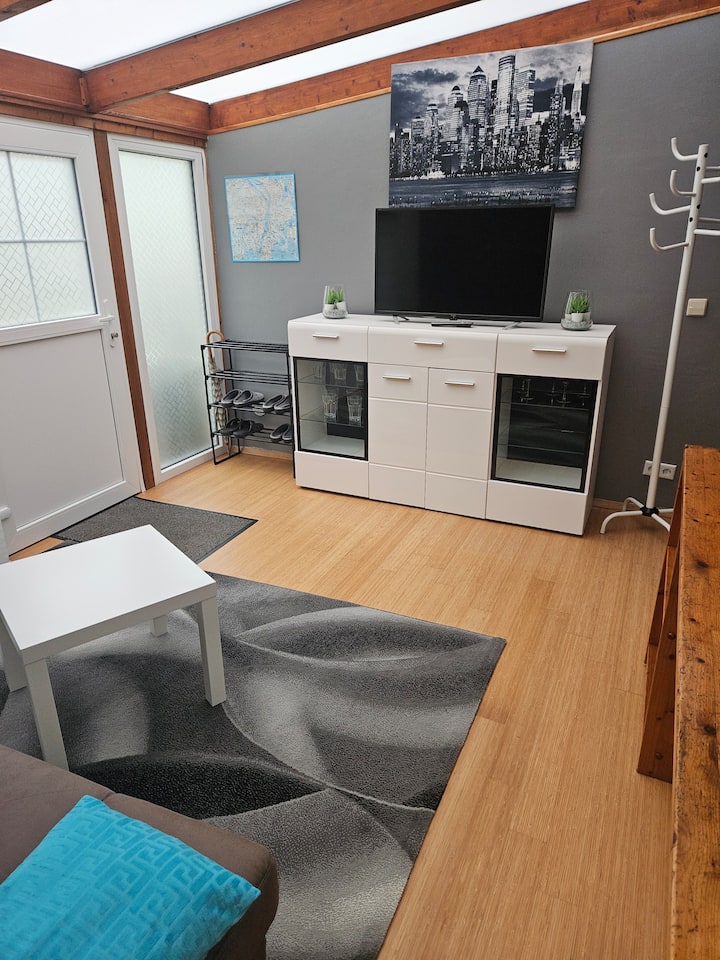 Große Wohnung In Ko-pfaffendorf Nahe Dem Rhein - Koblenz
