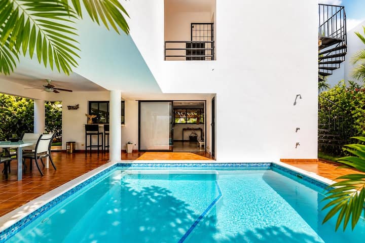 3-br Gated Villa, Kitchen, Pool, Wi-fi, Ac - Caribbean