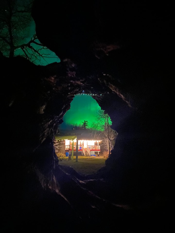 Private Cottage Near Steep Rock - Manitoba