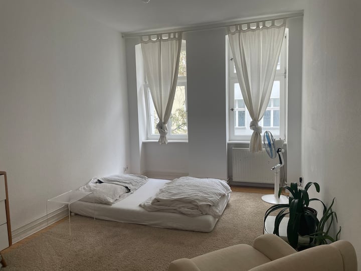 Cozy Apartment In The Heart Of Friedrichshain - Berlin
