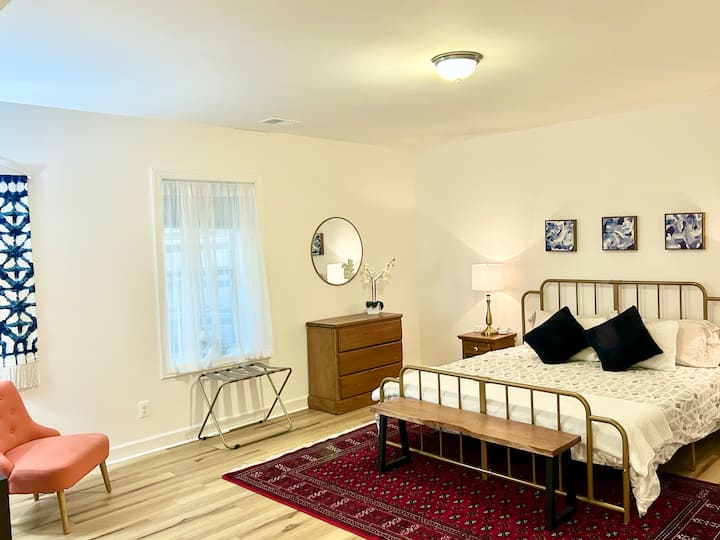Belmont Basement Guest Suite - Charlottesville, VA