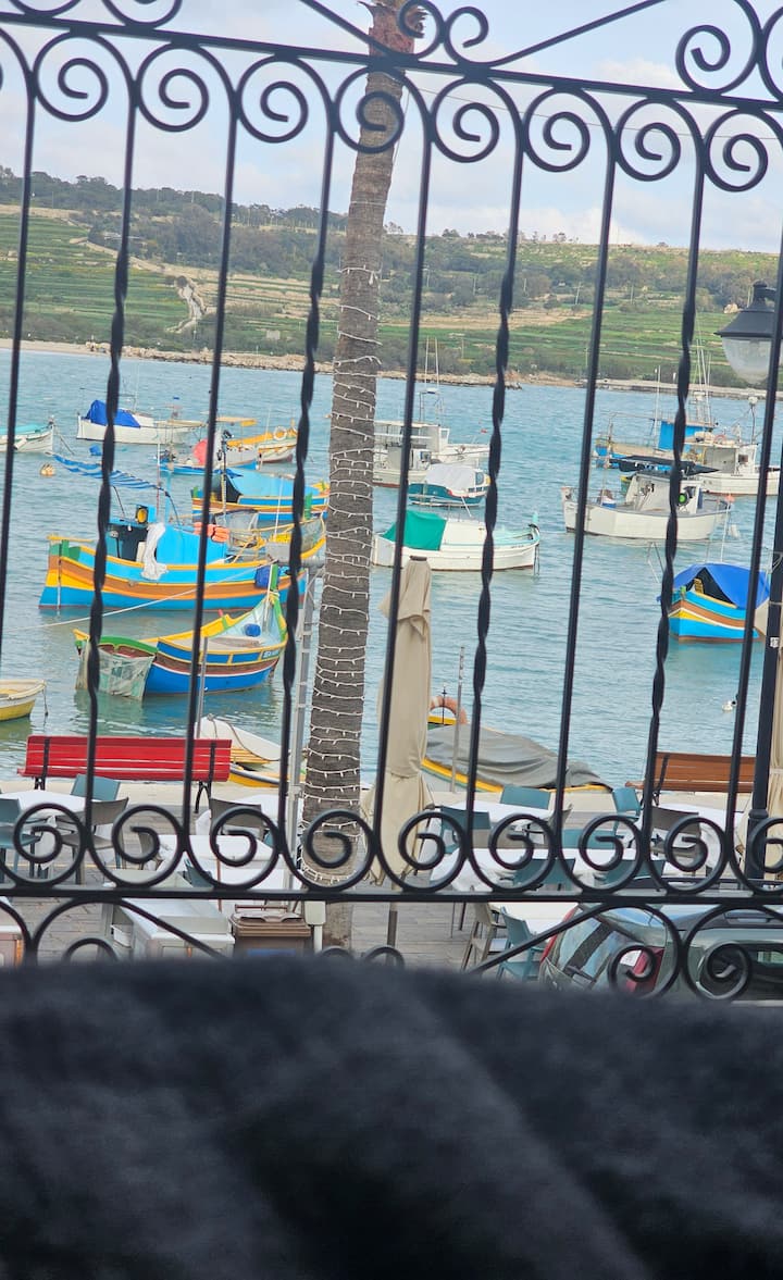 Harbour View Apartment In Marsaxlokk Village - Malta International Airport (MLA)