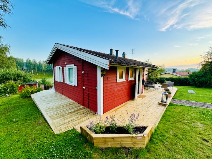 Newly Renovated Peaceful House 300 M From The Lake - Malmköping