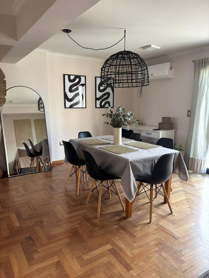 Excelente Ubicación, Luminoso, Gran Terraza Propia - Córdoba