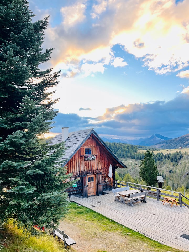 Almhütte Für Selbstversorger Auf Der Laußnitzalm - Katschberg Pass