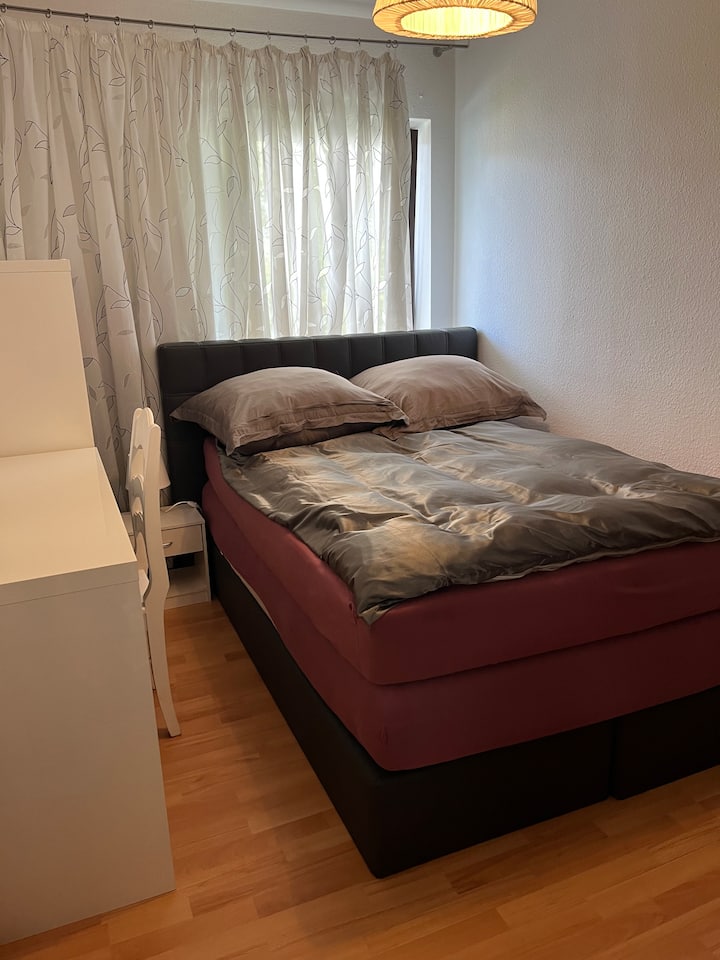 Sweet Room Near City And Port - Düsseldorf
