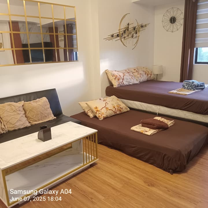 Newly Renovated Serin West Studio Unit W/wifi - Tagaytay