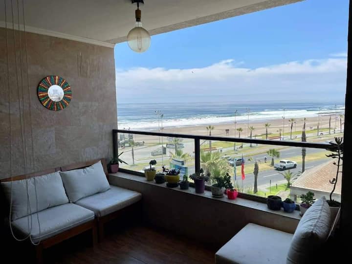 Amor, Playa Y Vida Al Aire Libre - Iquique