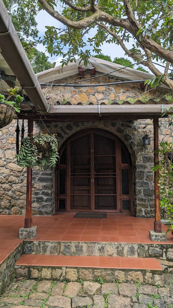 Mountain Villa - Stone Cottage - Vagamon