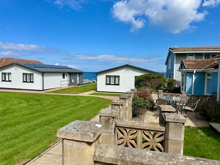 2 Bed Chalet, A Stone's Throw From The Sea - Westward Ho!