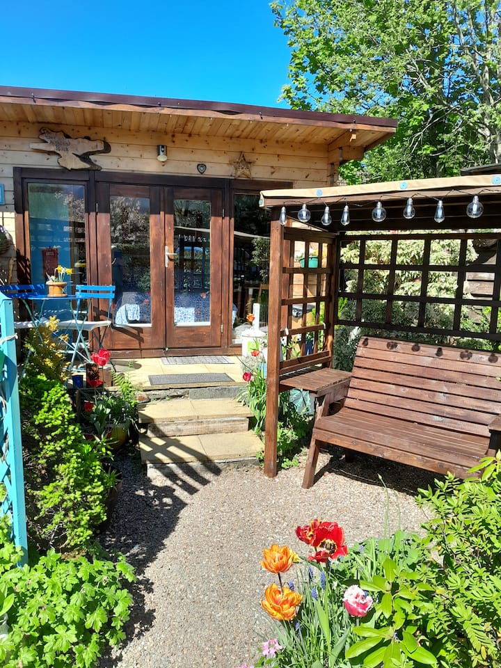The Wee Highland Shack. - Fort William
