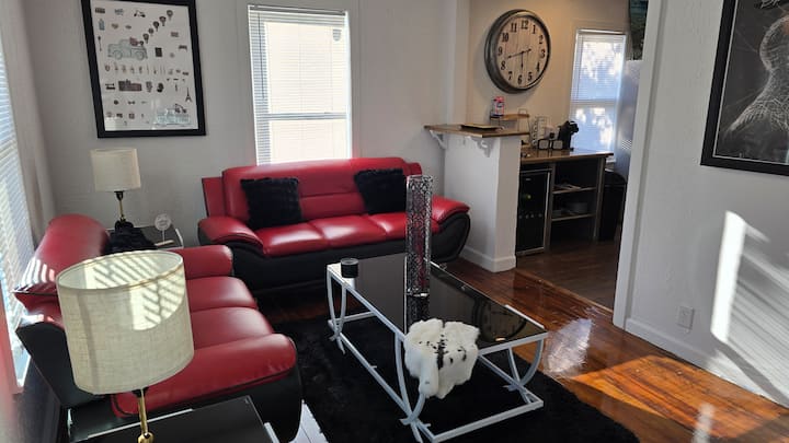 Local Metro Charm - Oklahoma City