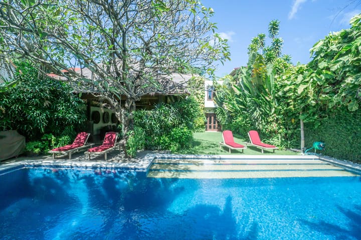 Luxury Beachside Villa In Sanur, Villa Penjor Bali - Sanur