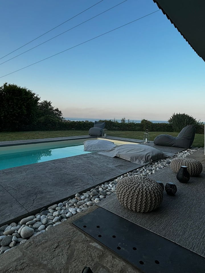 Luxury Villa With Sea View And Pool With Spa - Soverato