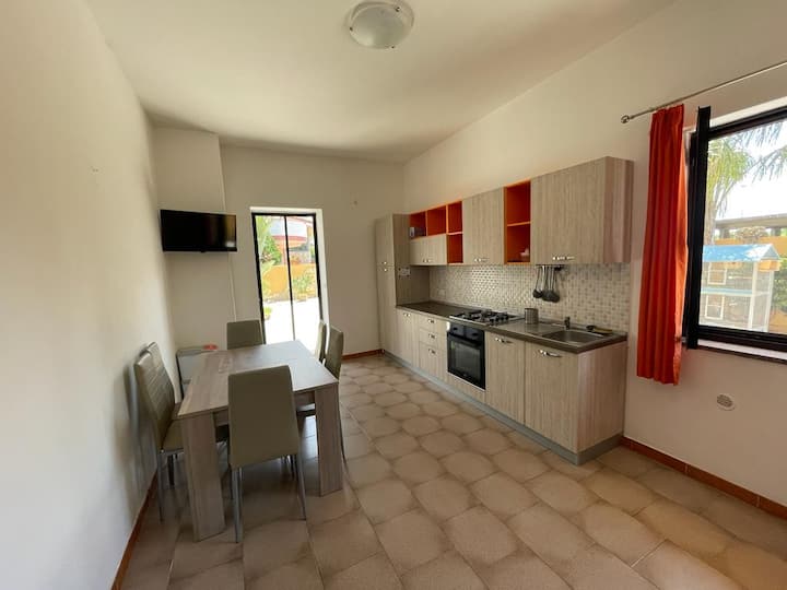 Three-room Apartment A Few Steps From Sea! - Calabria