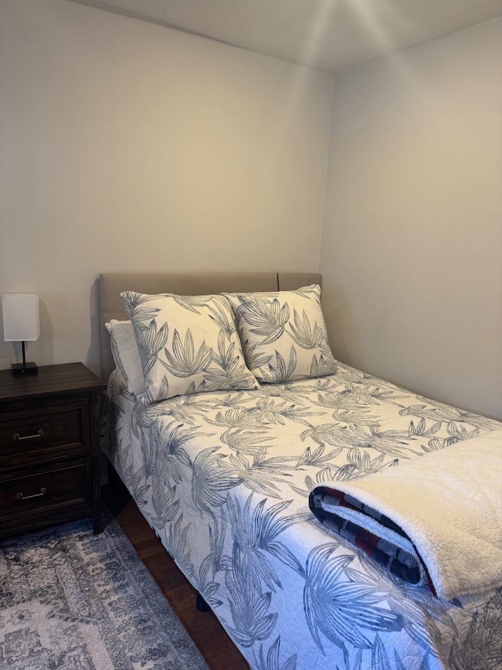 Comfortable Cozi Prívate Small Room - Greenwich, CT