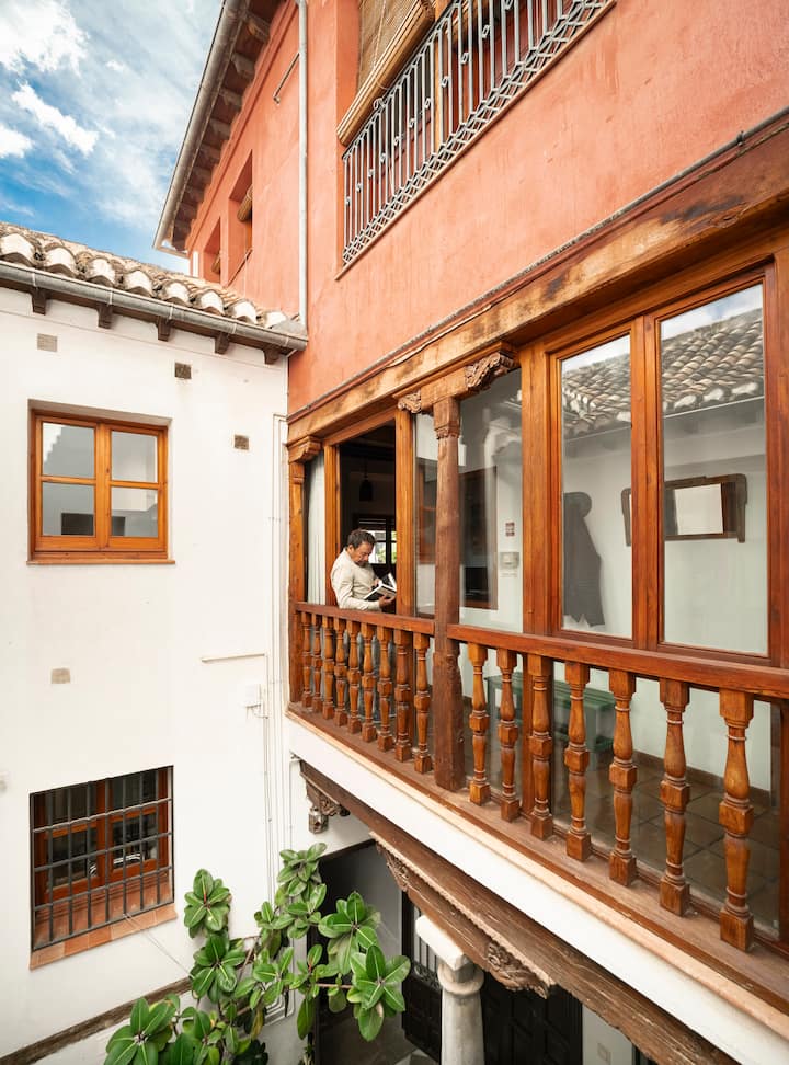 Spacious, Sunny And Quiet Albayzin Apartment - Granada, España