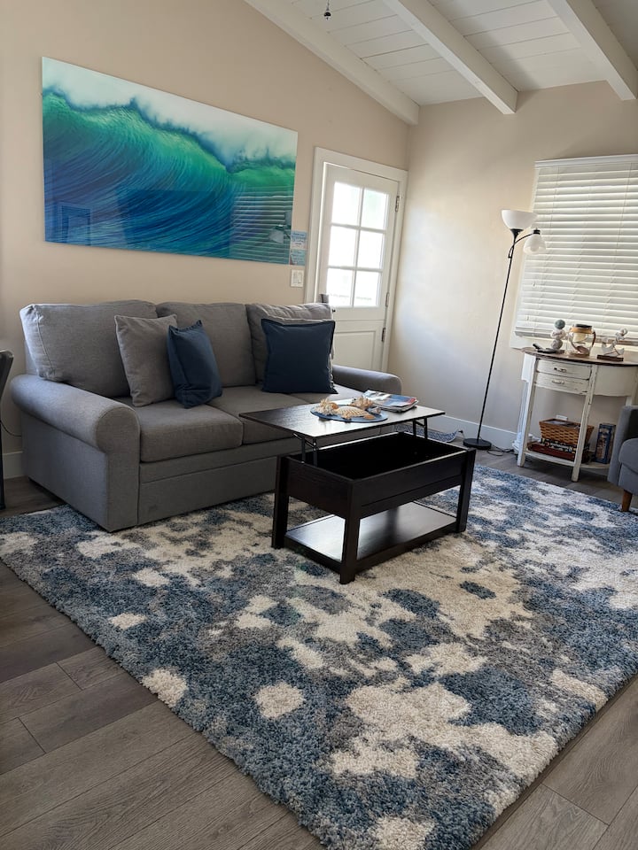 Steps To Sand! 2bd/1ba-a/c-6 Blks To Pier/duffy - Newport Beach, CA