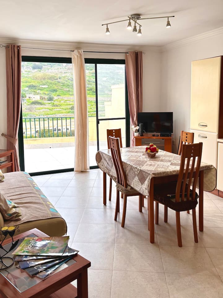 Fully Furnished Seaside Apartment - Malte
