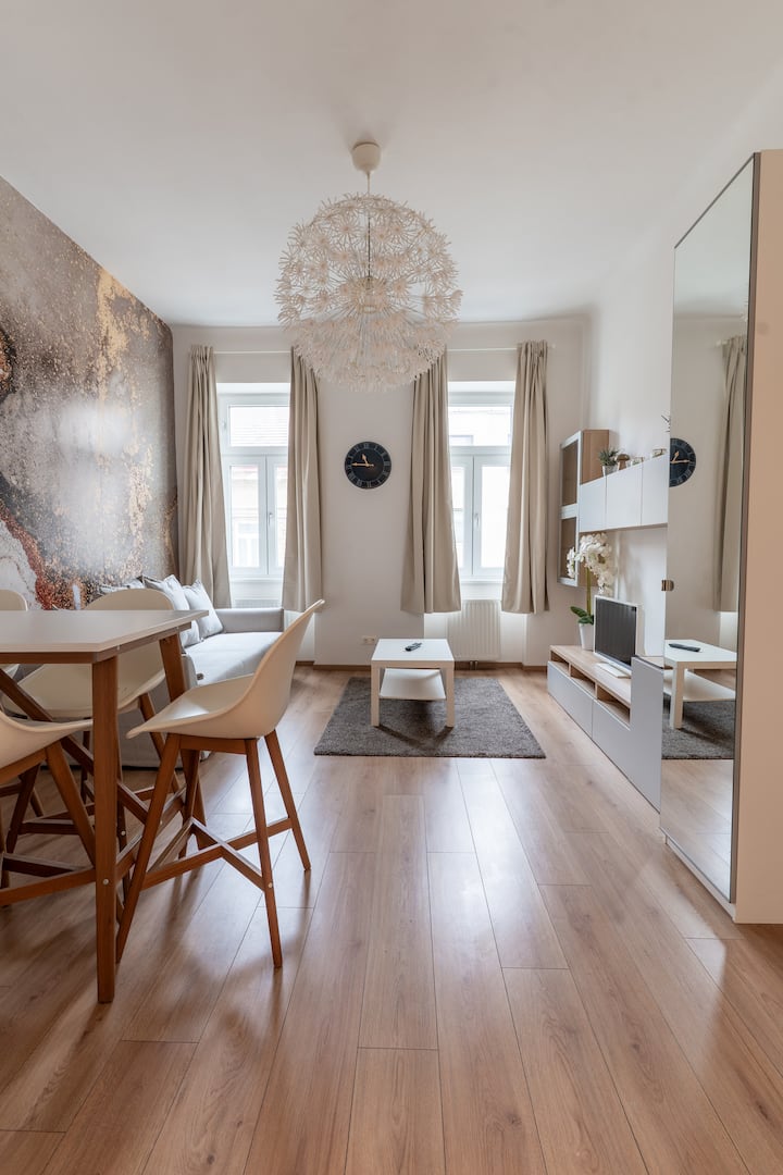 Central Apartment Next To Metro U1 - Vienna