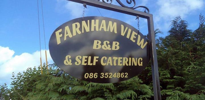 Farnham View Bed And Breakfast
Entire Home - Cavan