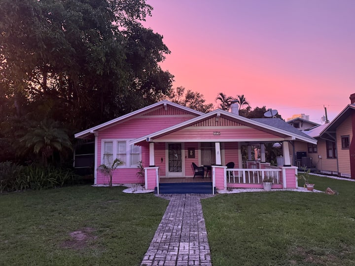 Rowan's Retreat - Fort Myers