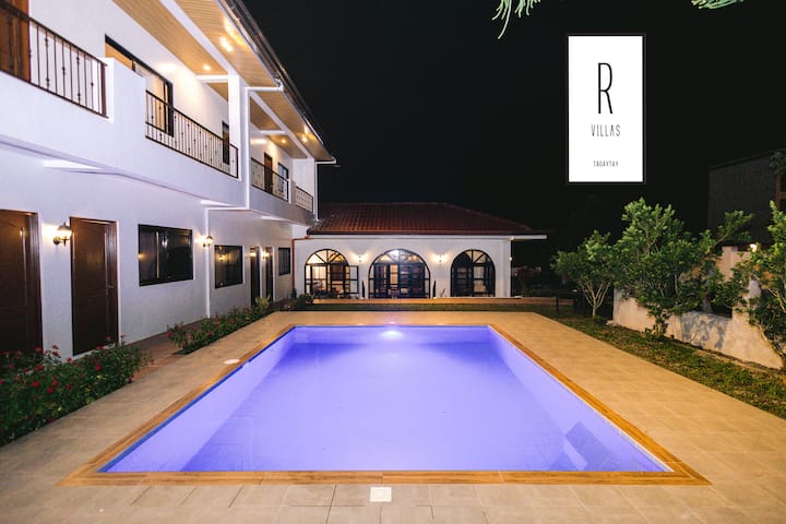 R Villas Tagaytay Across Balay Dako - Tagaytay