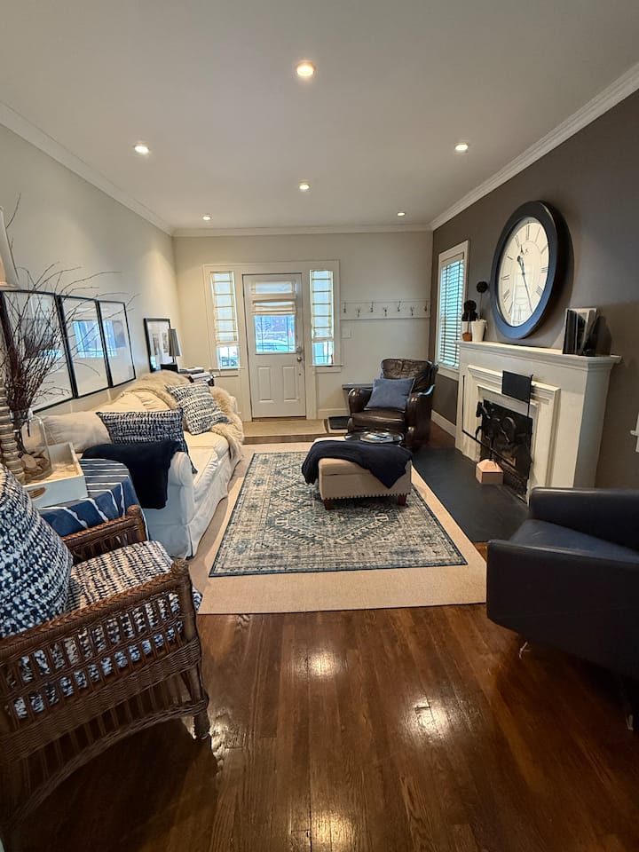 Beautiful Renovated Home - Minutes From Downtown - 그랜드래피즈