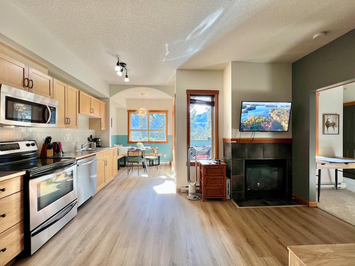 Newly Renovated|mtn View|heated Pool|balcony Bbq - Canmore
