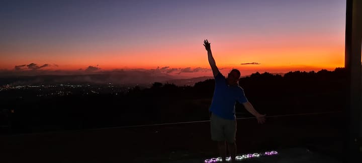 Tocando Las Puertas Del Cielo - Bajos del Toro