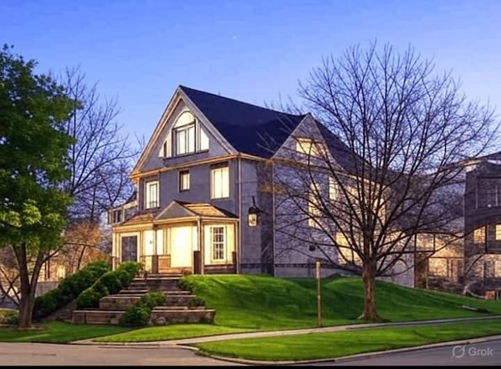 Biggest Mansion In Denver Downtown. 5069 Feet - Denver, CO